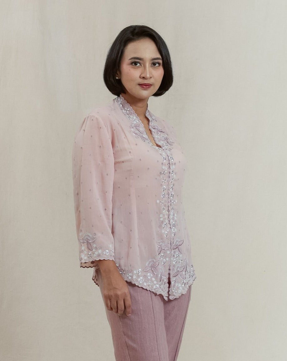 Kebaya & Kain – SukkhaCitta