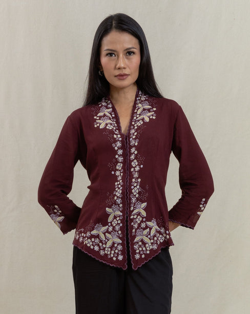 Kebaya & Kain – SukkhaCitta
